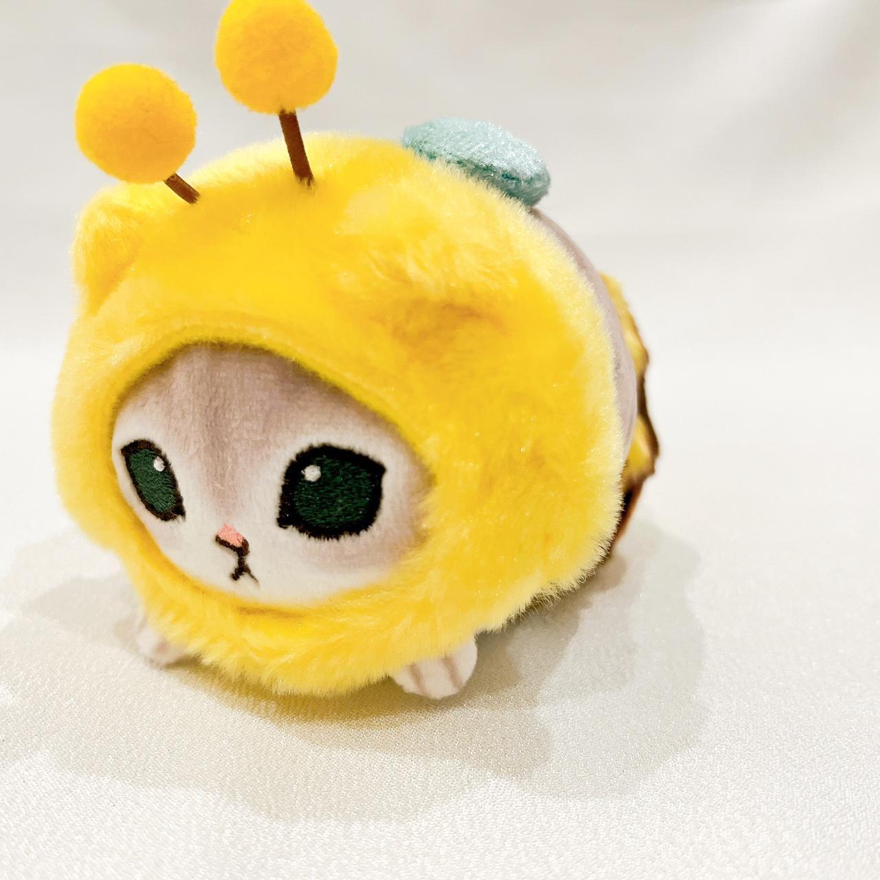 NWOT Mofusand stackable kitty cat kawaii bee costume... - Depop