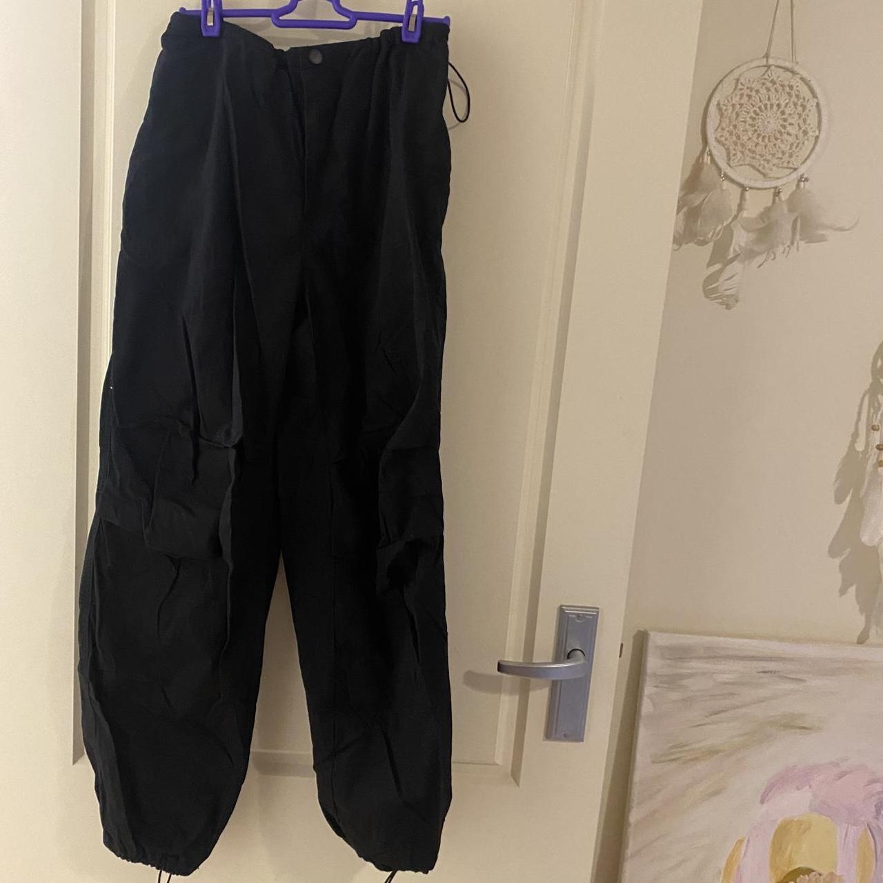 Ladies 10- Supre Black cargo trousers with... | Depop