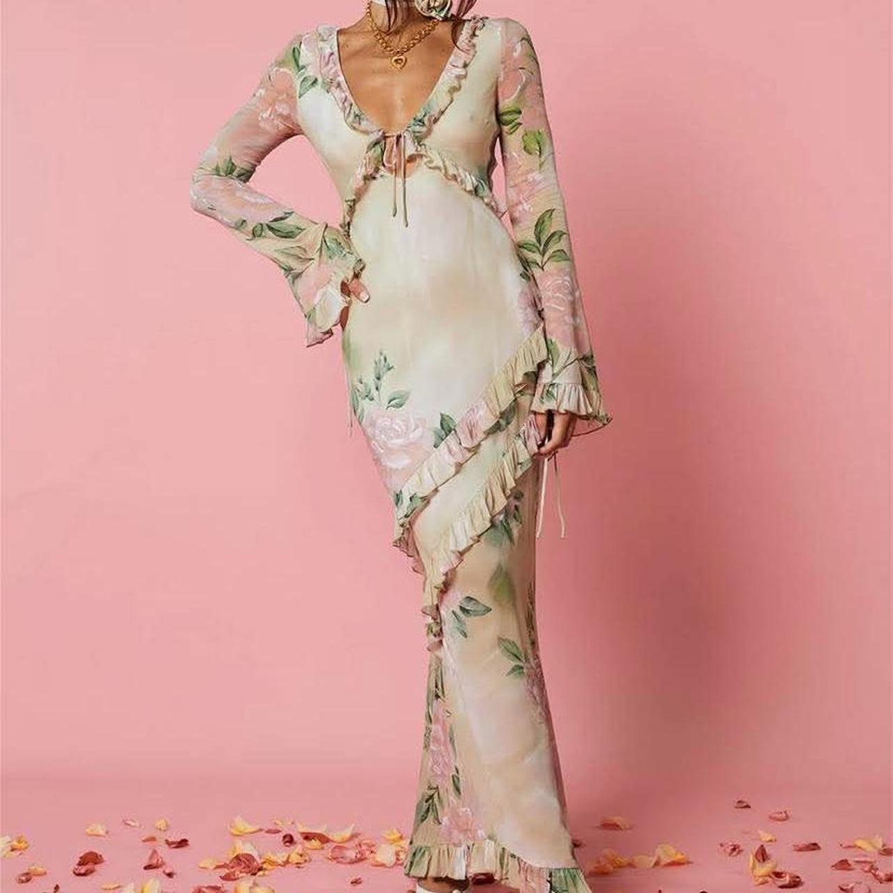 ISABELLE QUINN FLORAL DRESS XS $100 | Depop