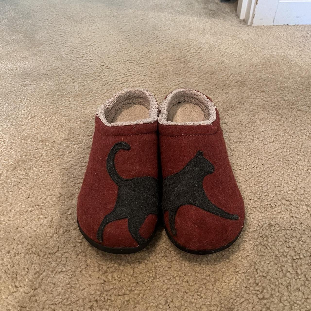 The perfect slippers for cat lovers. L.L. Bean red... - Depop