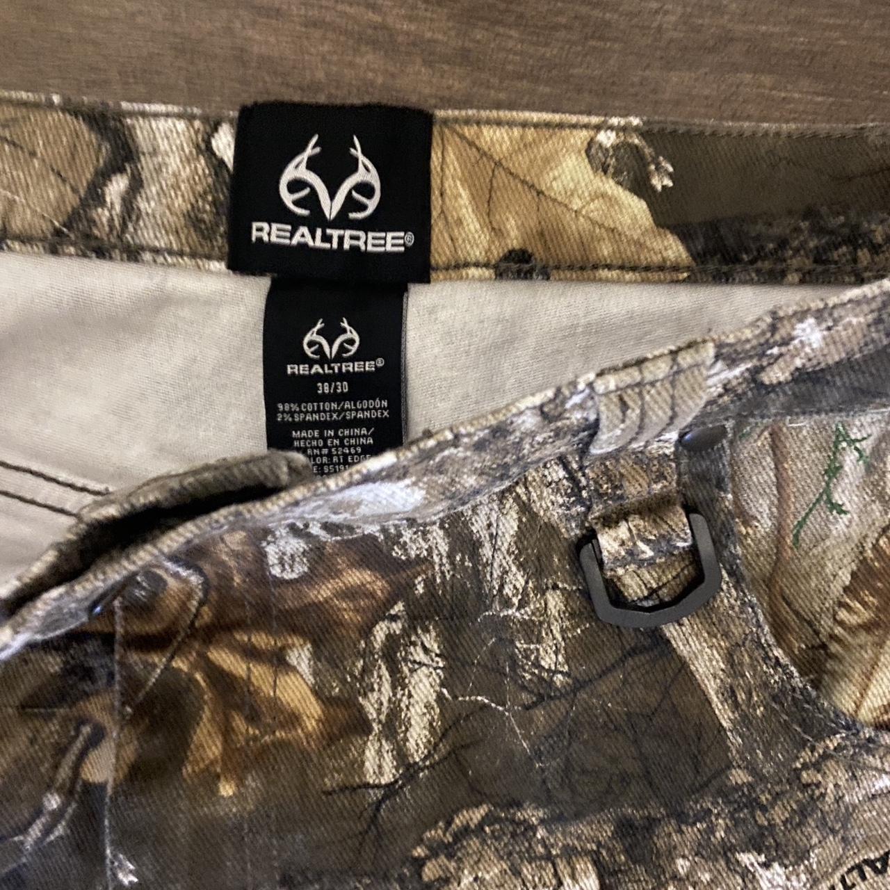 RealTree woodland camo pants No flaws Baggy fit on... - Depop