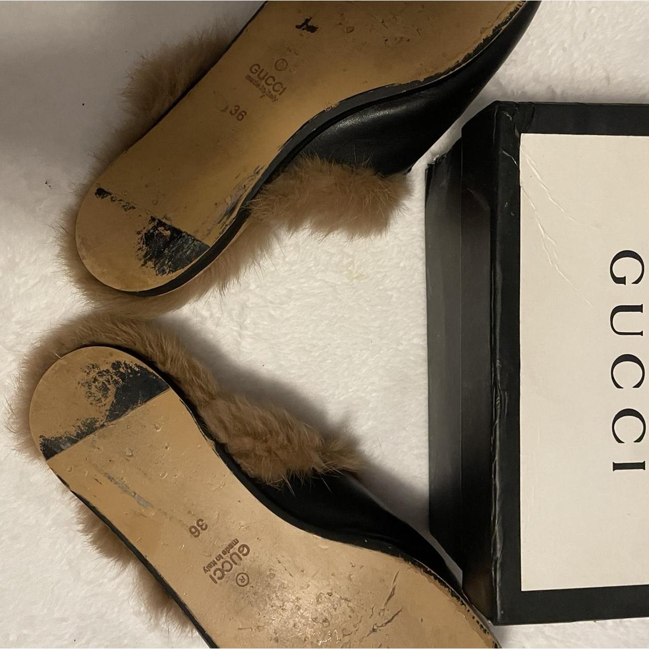 Gucci Women's Black and Tan Slides | Depop