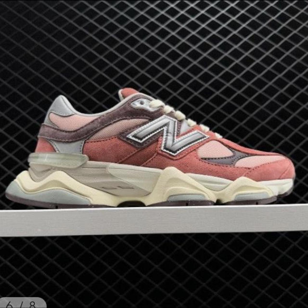 GUYS PLEASE BUY MY ITEMS PLZZZ DONT BUY THIS POST IT... - Depop