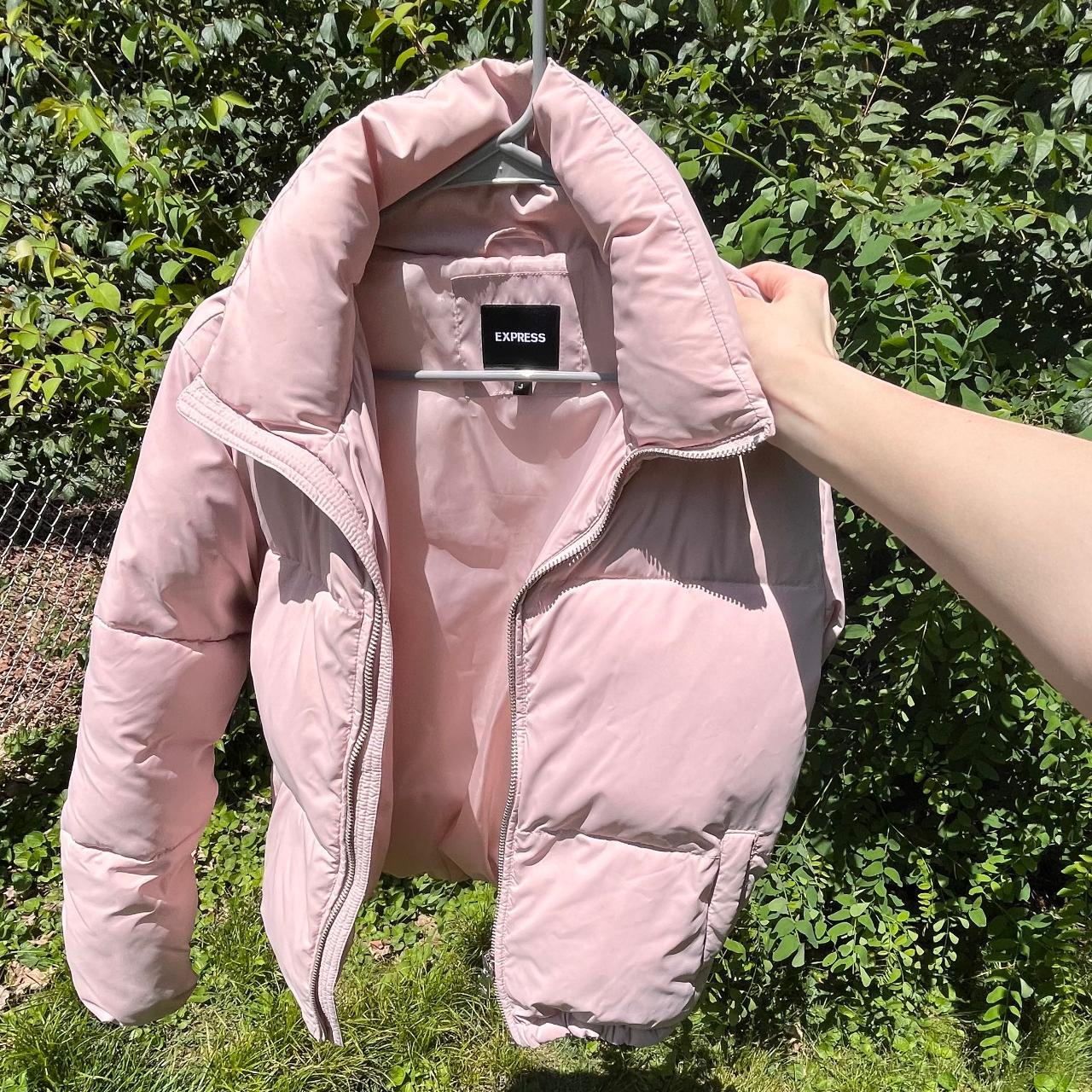 Small light pink Express puffer coat. - Depop