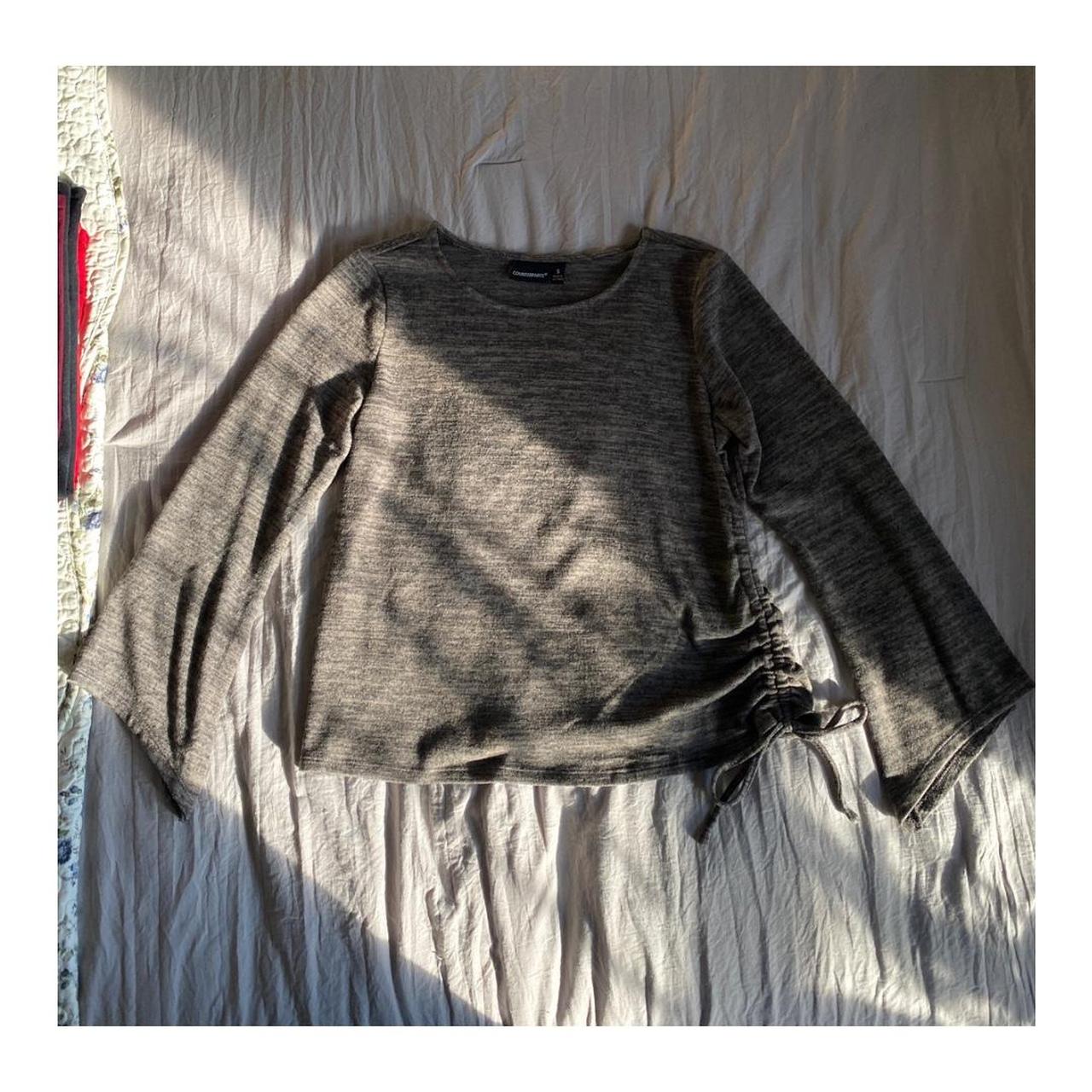 Gray vampire Tee *ੈ ‧₊˚༺☆༻*ੈ ‧₊˚ 🩶 Worn couple... - Depop