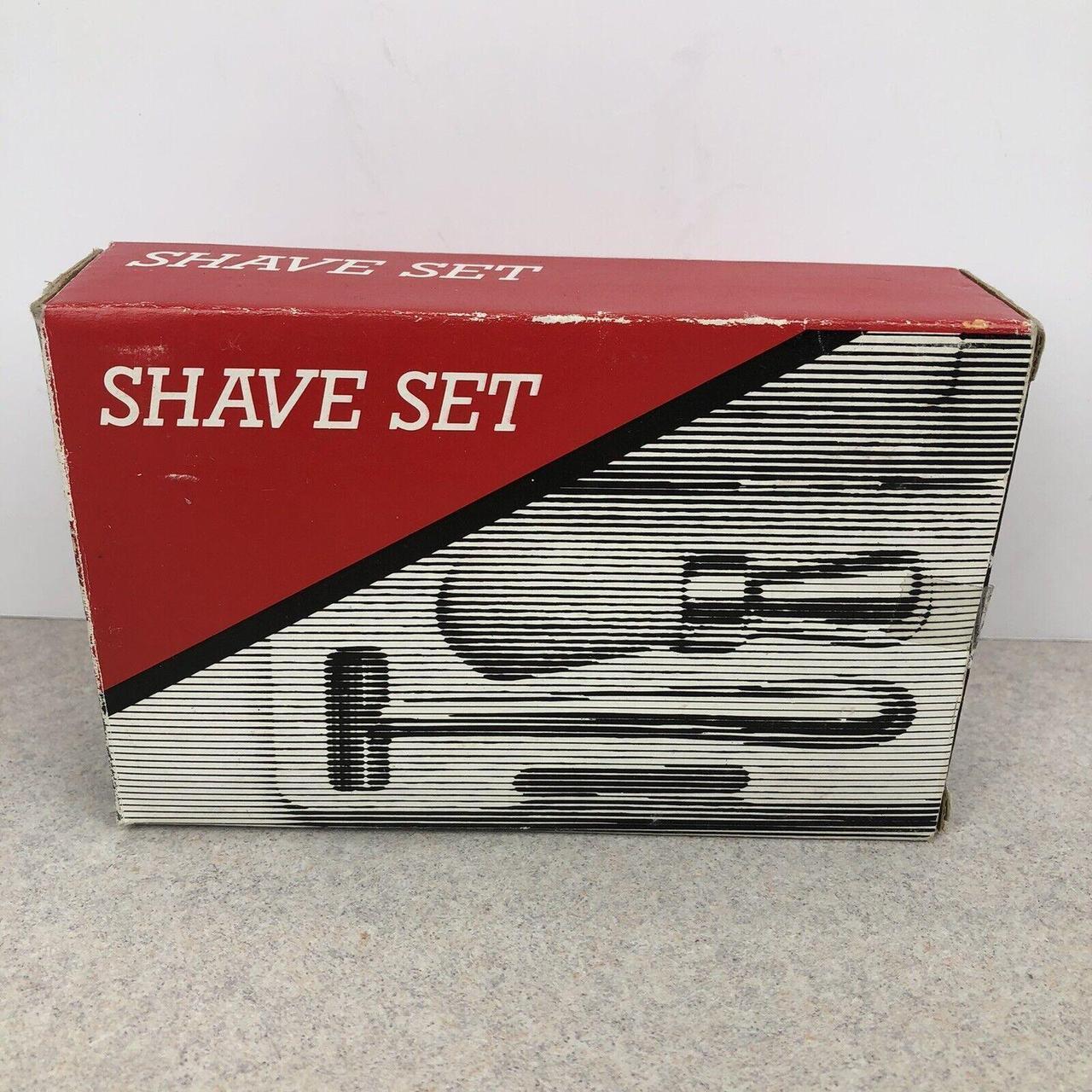 NEW Men's Mervyn's Red Vintage Shave Kit Wood... | Depop