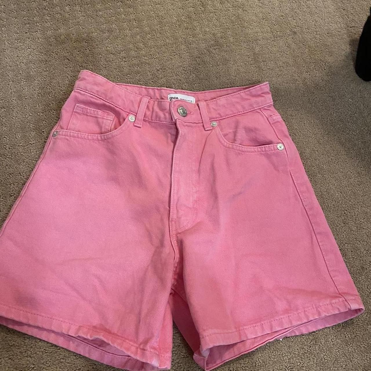 ZARA HOT PINK DAD SHORTS So cute love these shorts - Depop