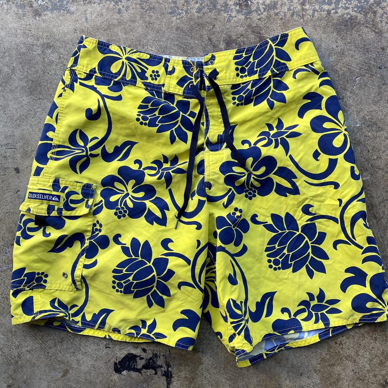 Y2k QuickSilver Hawwian Flower Swimming Shorts - Depop