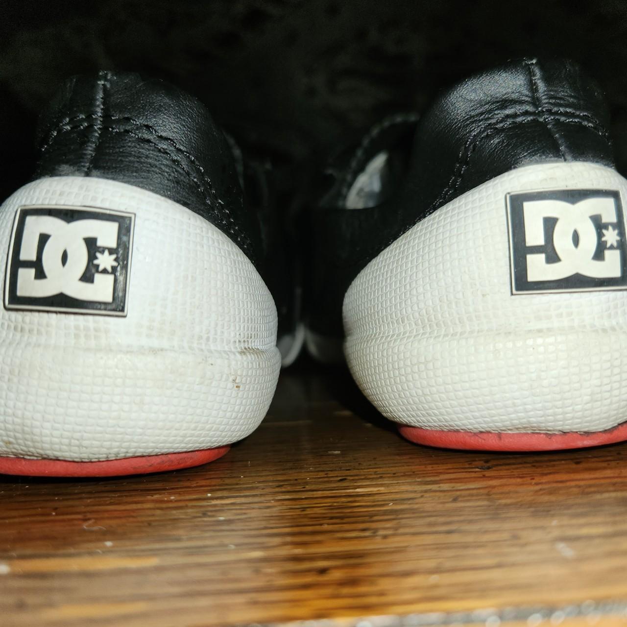 DC SHOES VINTAGE EARLY 2000S LOW PROFILE PREMIUM... - Depop