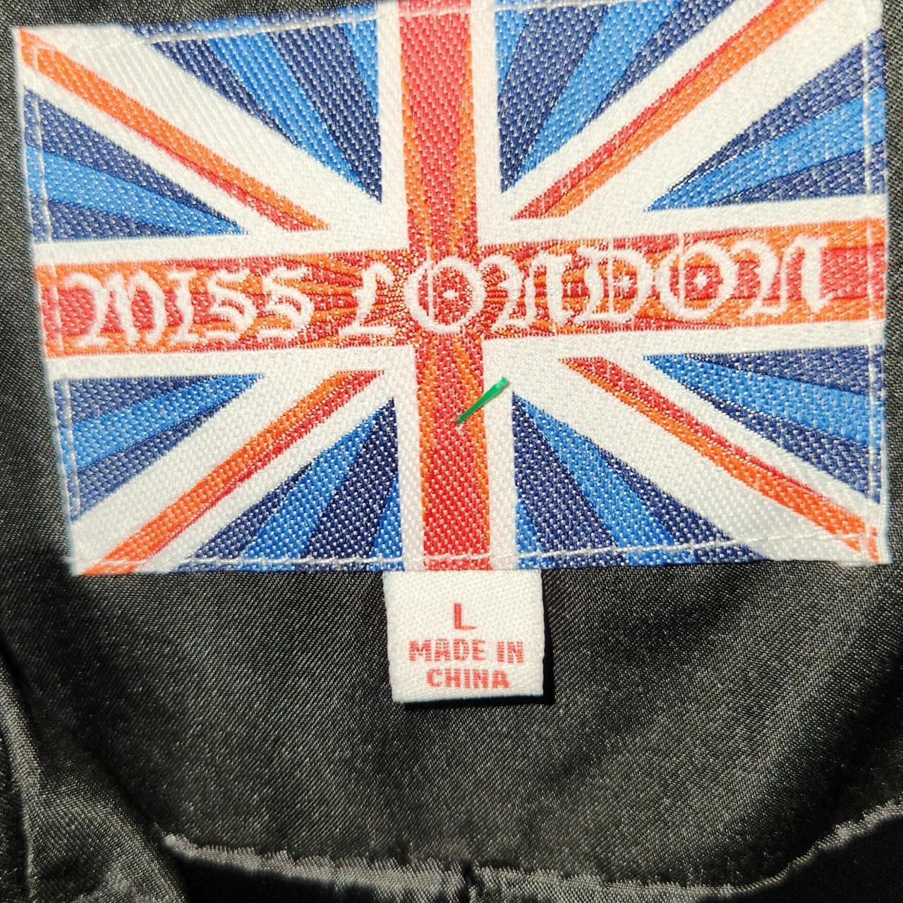 MISS LONDON - BLACK LIGHT WEIGHT - MID LENGTH... - Depop