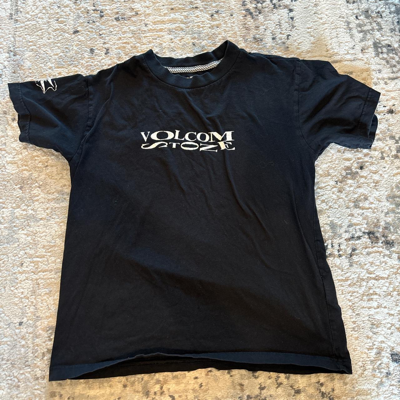 Black medium Volcom shirt - Depop