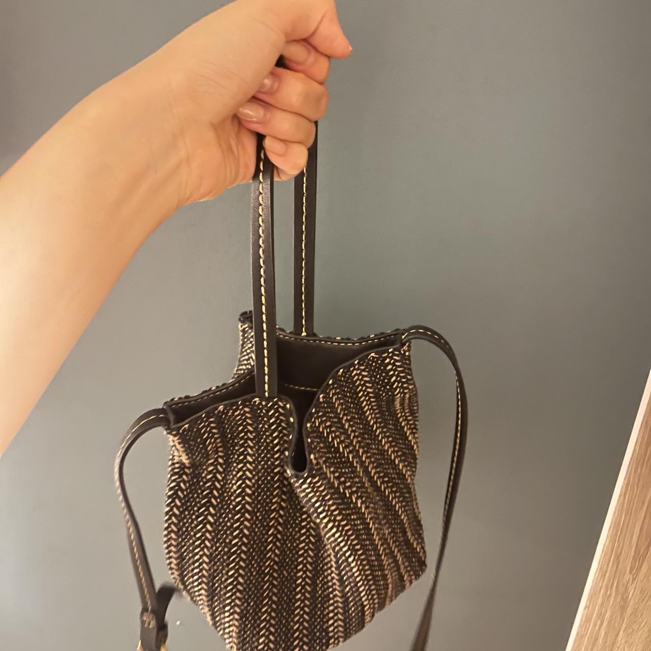 medium size cross body bag bought it from Italy... - Depop