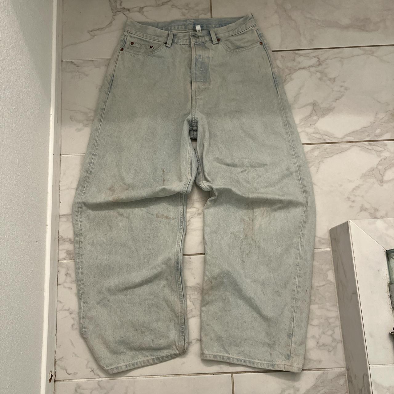 Weekday Astro jeans Wide leg fit Kinda beat - Depop