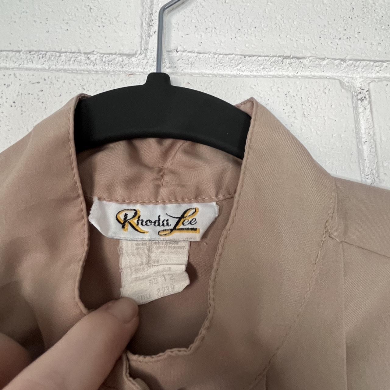 Vintage Rhoda Lee Secretary Blouse Size 12 Beige Tan... - Depop