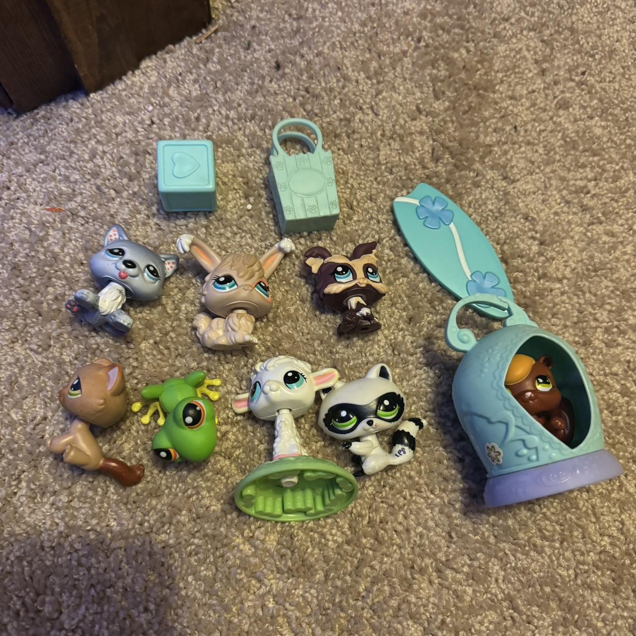 Lots of Littlest Pet Shop toys #LPS If you want... - Depop