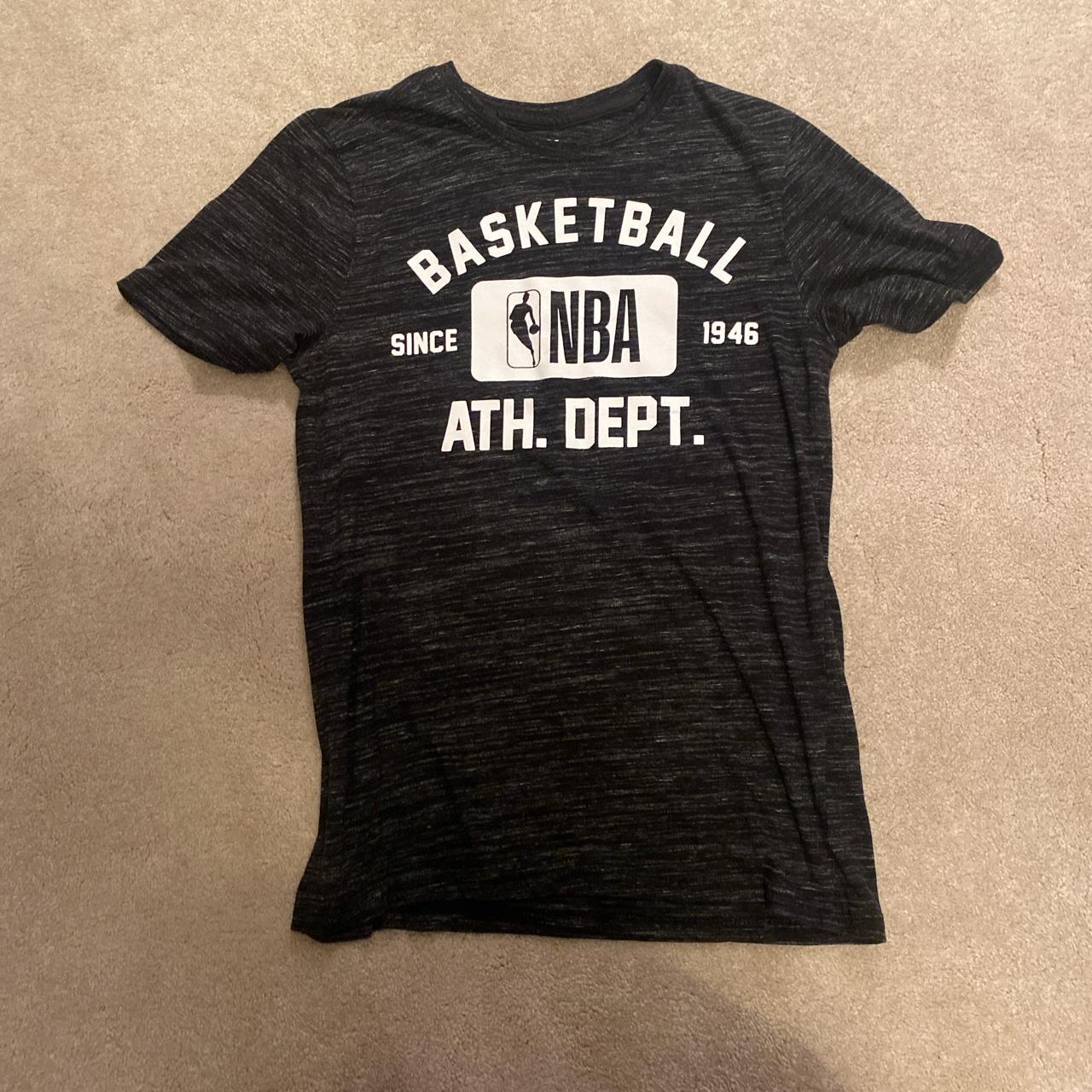 NBA shirt Lightly worn Size small No flaws - Depop