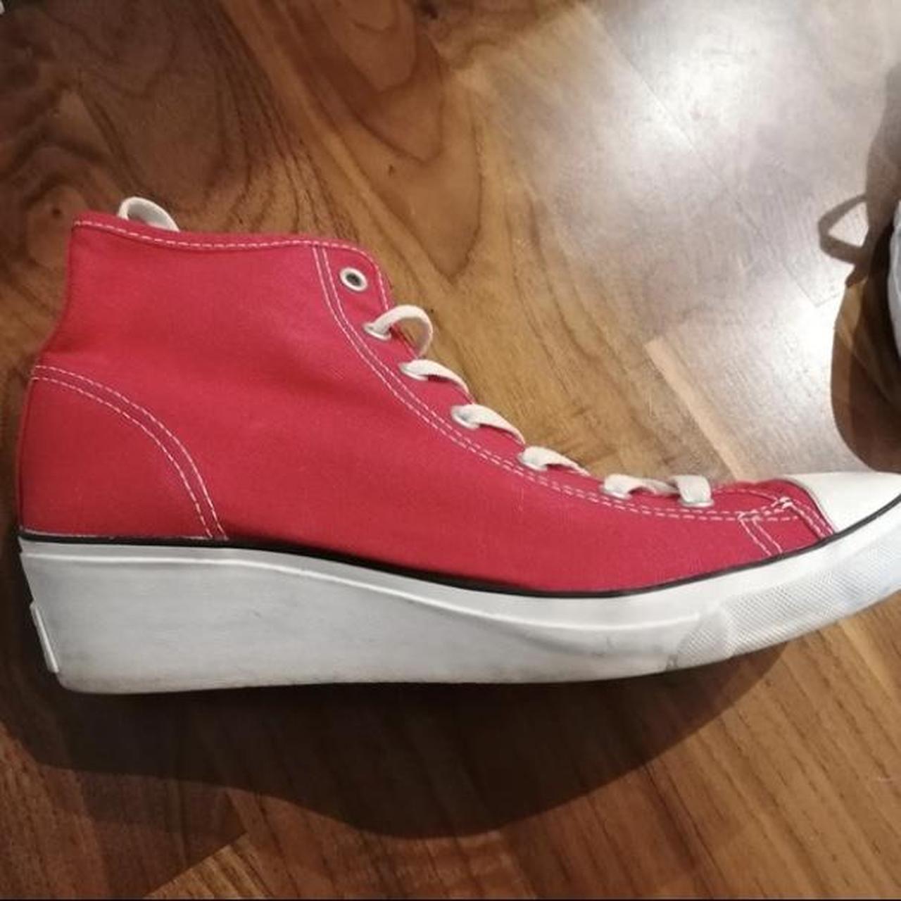 Converse Women's Red Trainers | Depop