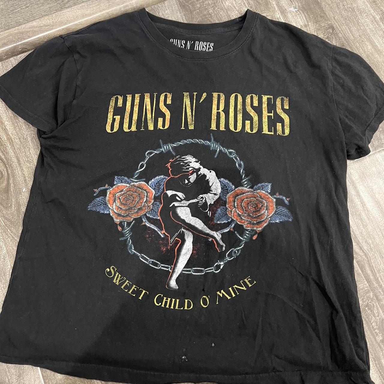 Guns N’ roses black t shirt - Depop
