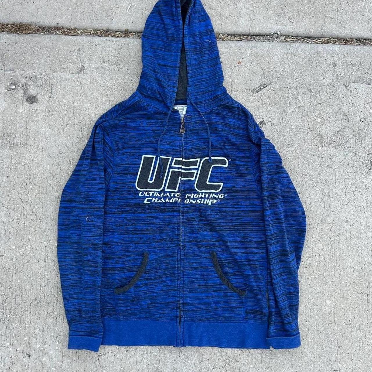 Vintage y2k/2000s grunge ufc essential zip up Dm for... - Depop