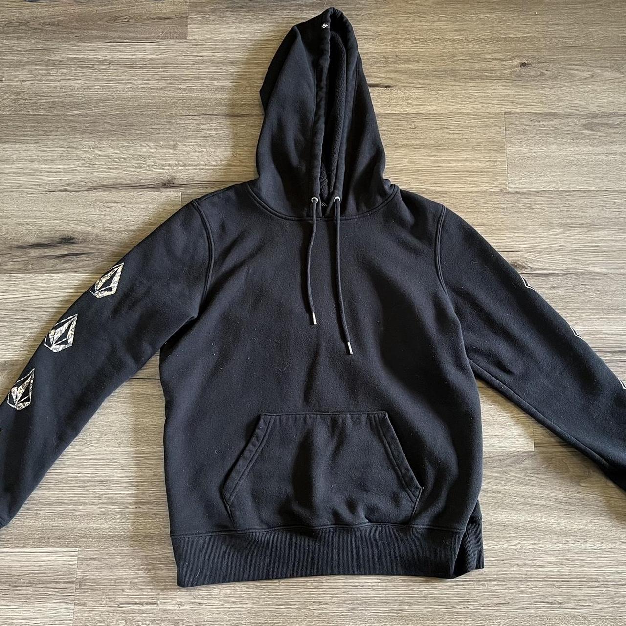 Volcom Women's Black Hoodie | Depop