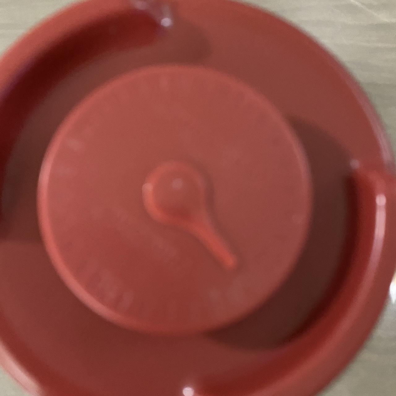 Pyrex 3 qt glass round casserole dish. Oven and... - Depop