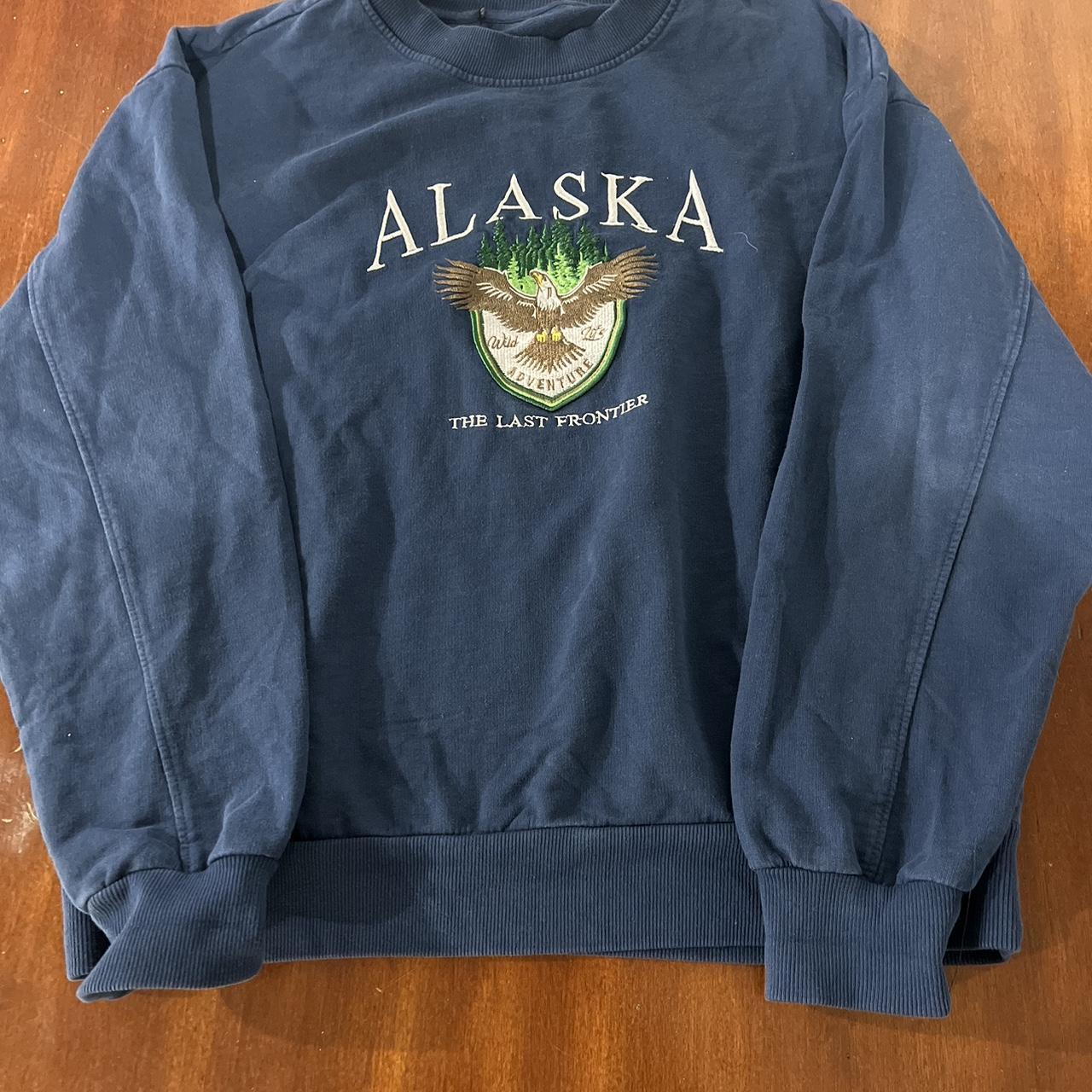 VINTAGE ALASKA SWEATER SIZE LARGE, NO TAGS. NICE... - Depop