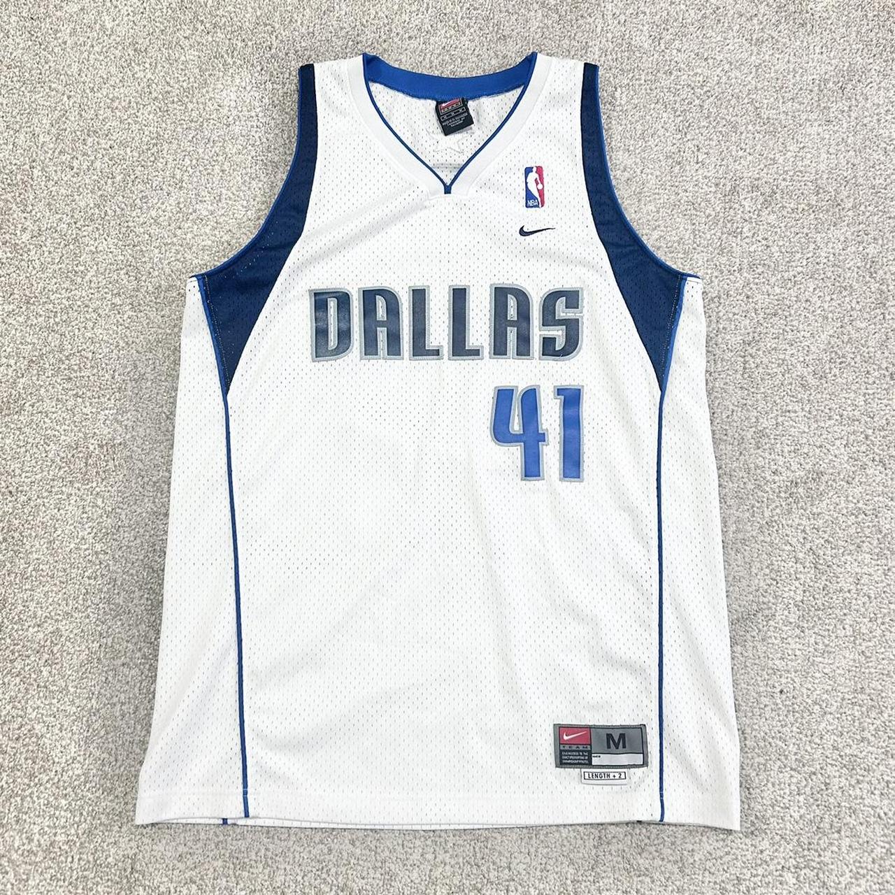 Vintage Dirk Nowitzki Dallas Mavericks Nike Team... | Depop