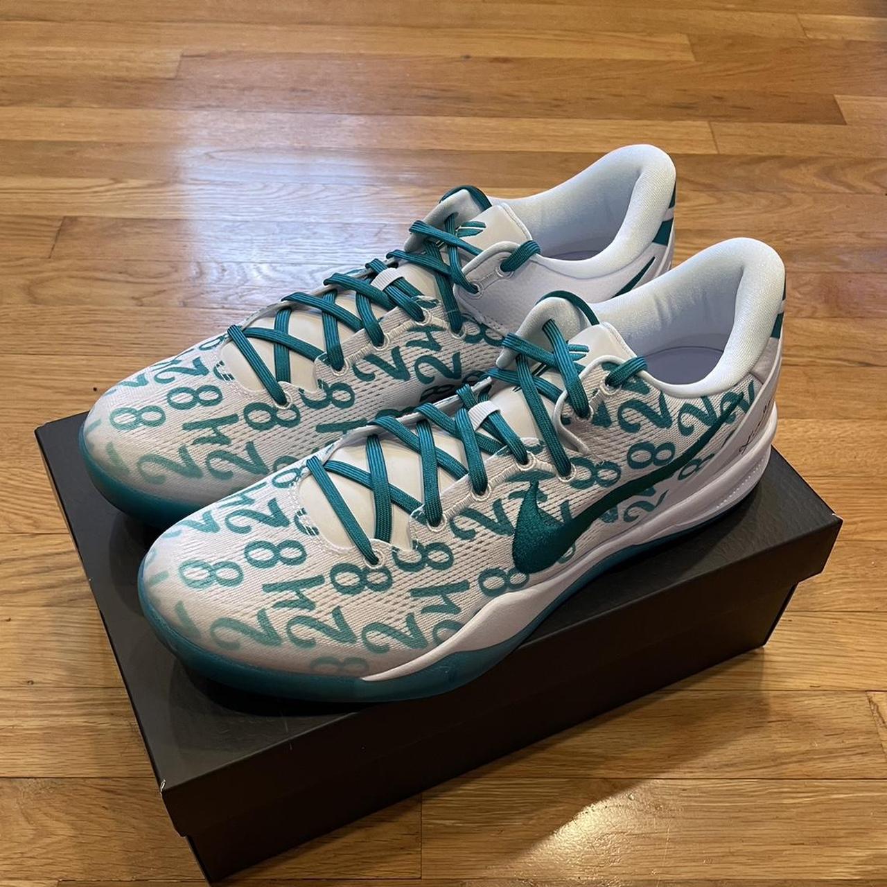 Kobe 8 Protro Aqua Radiant Emerald Size 13 - Depop