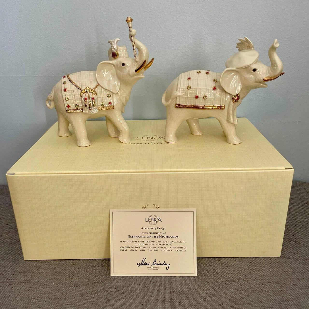 Lenox Elephants of the Highlands Figurine Set of 2... - Depop