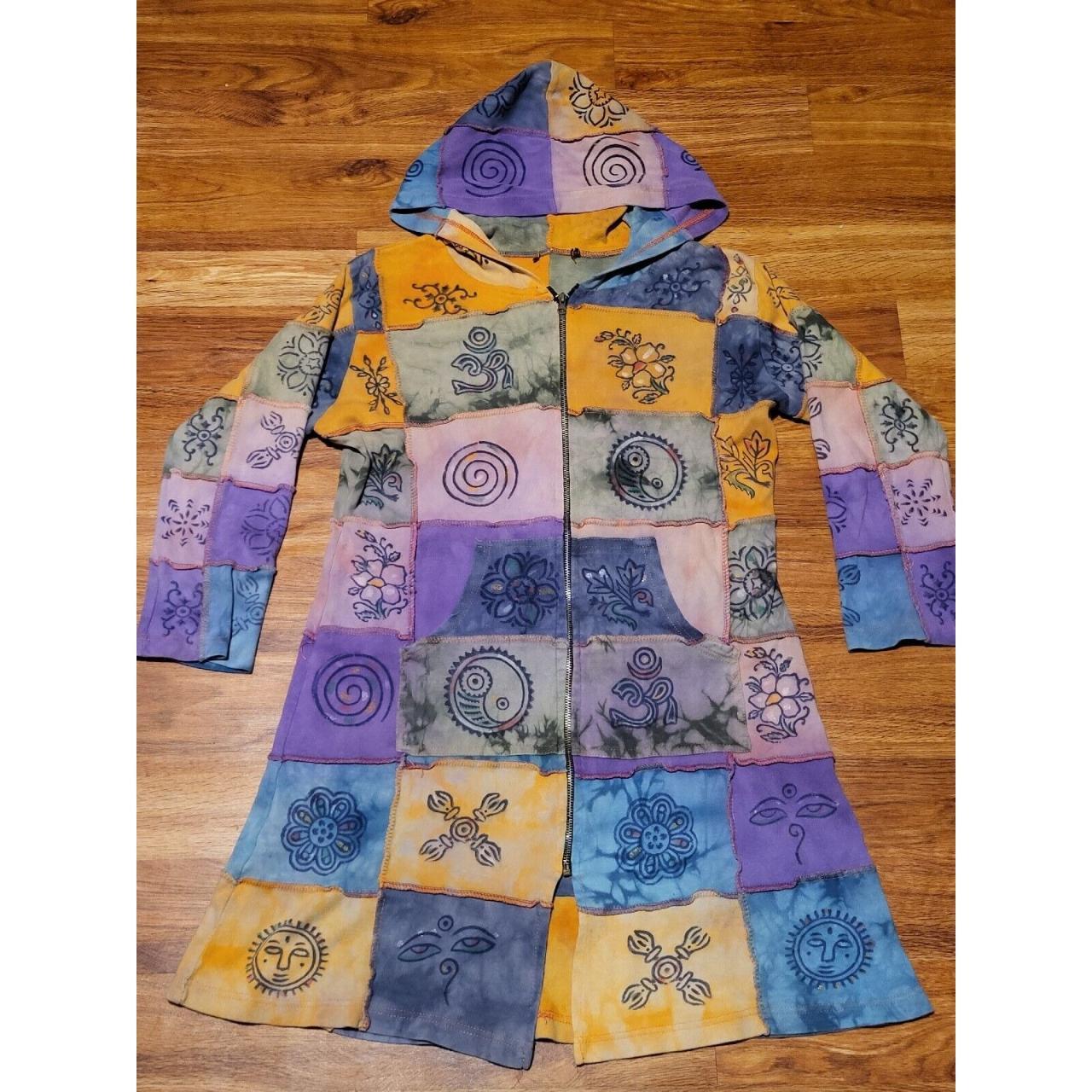 Chest 23" Total length 35" - Depop