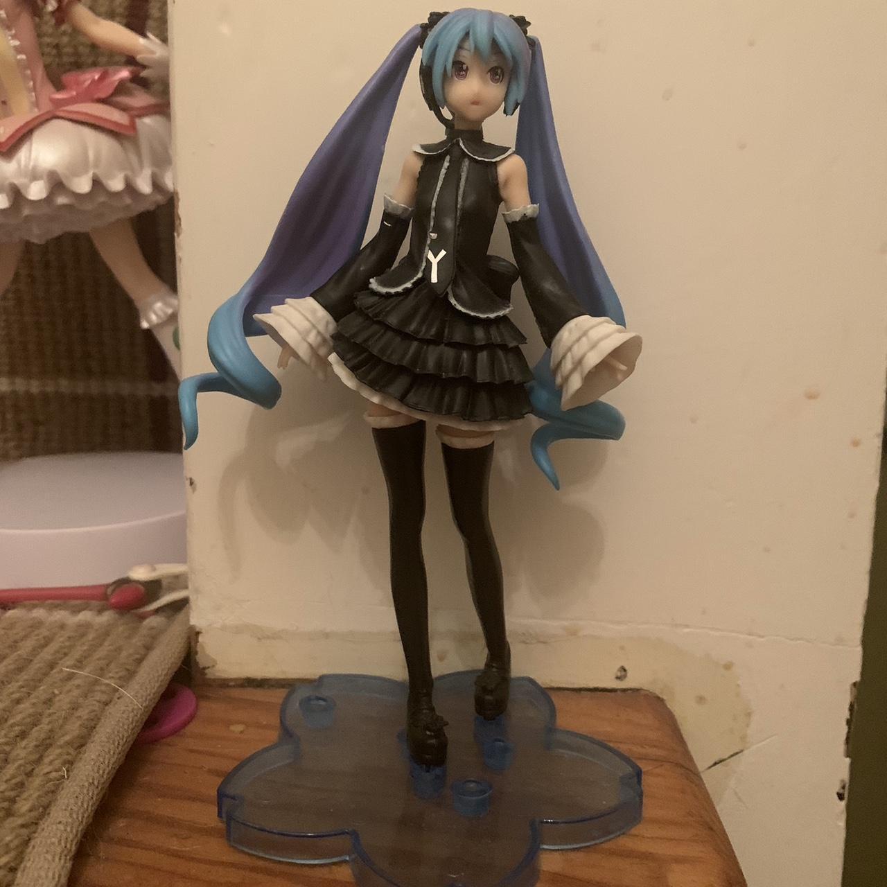 hatsune miku infinity versiom ☆*∘• ♱ this figure is... | Depop
