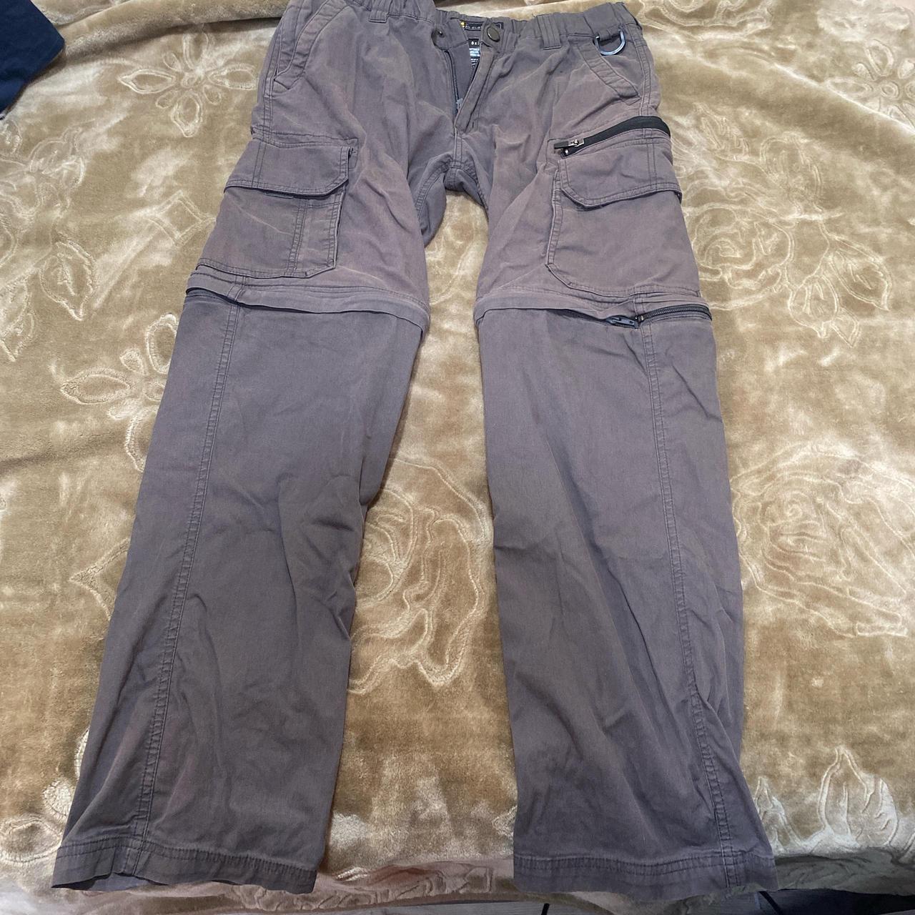 convertible pants/shorts - Depop