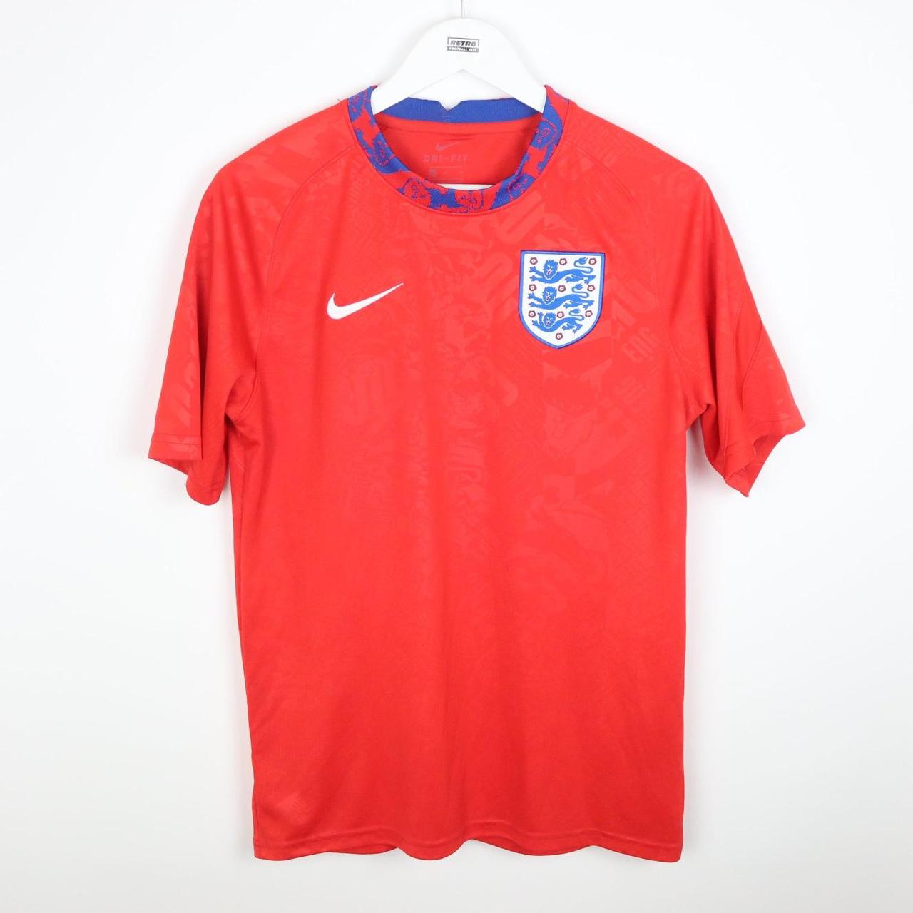 Authentic boys England 2020 training top in amazing... - Depop