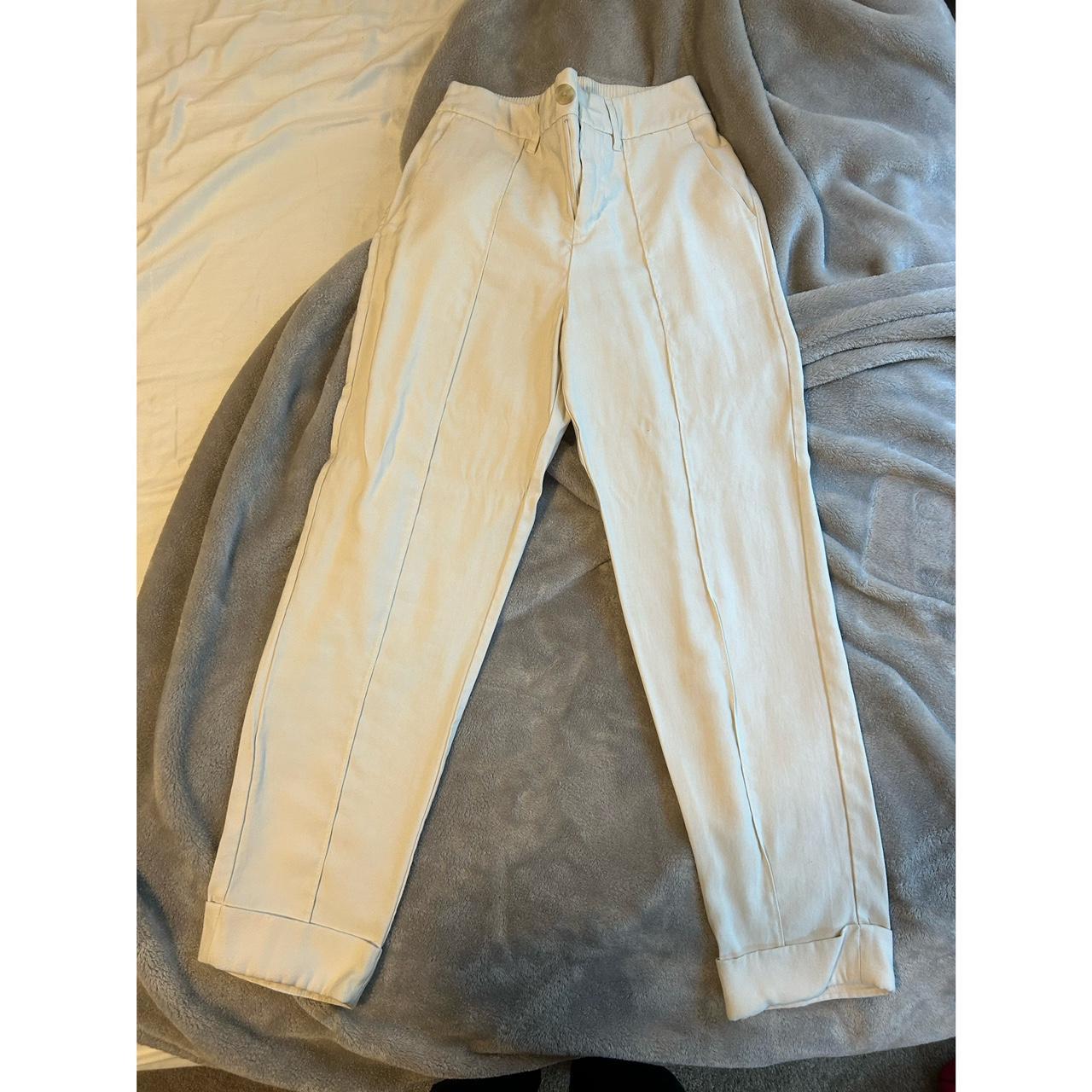 a new day target brand size 2 women’s pants worn once! - Depop
