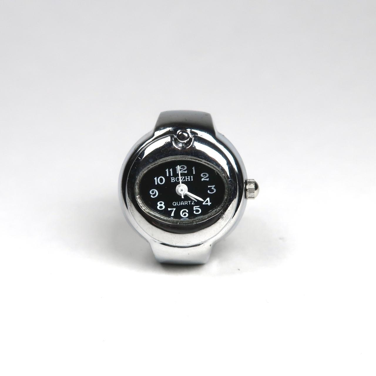 black silver watch ring. super cute and new 🖤 - Depop