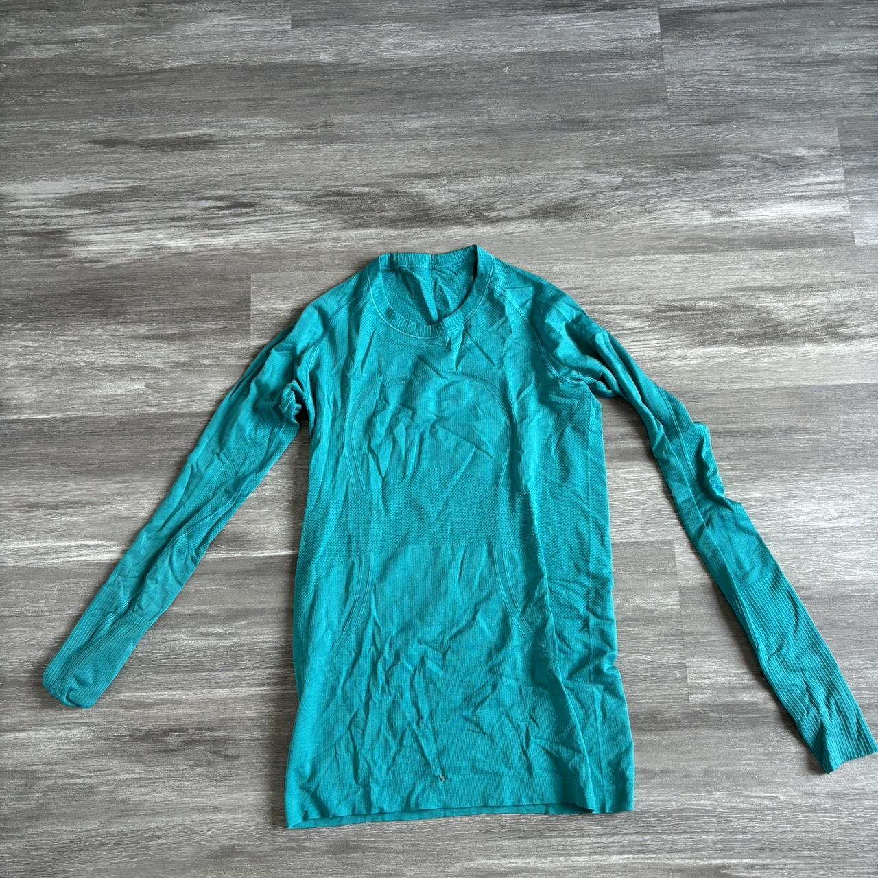 Teal Lululemon Swifty tech Size M - Depop