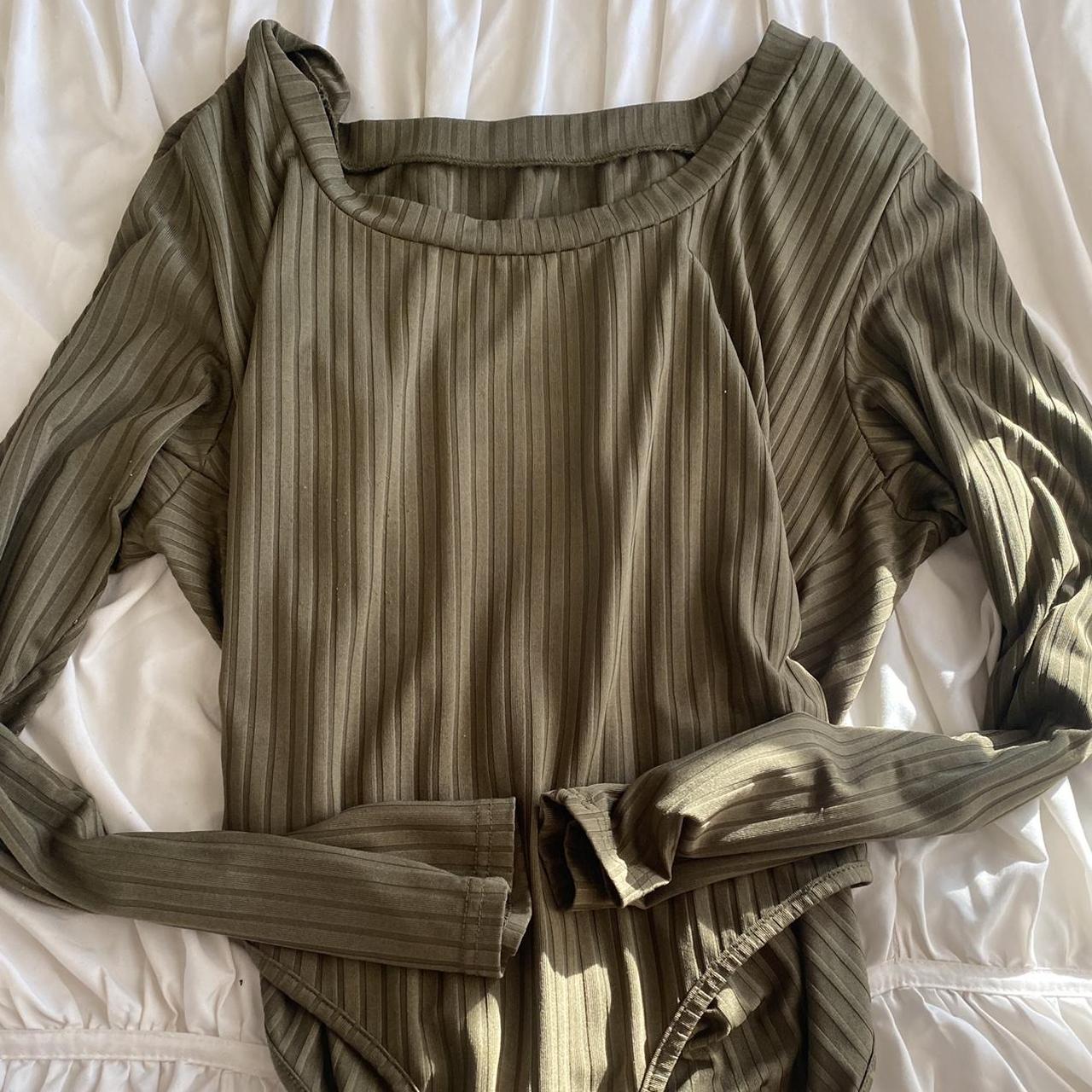 volume green ribbed long sleeve body suit - Depop