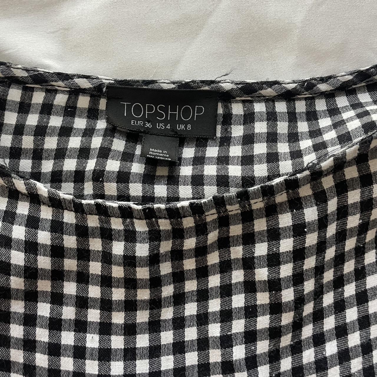 Checkered Top 🤍 wide sleeves 🤍 size M - Depop