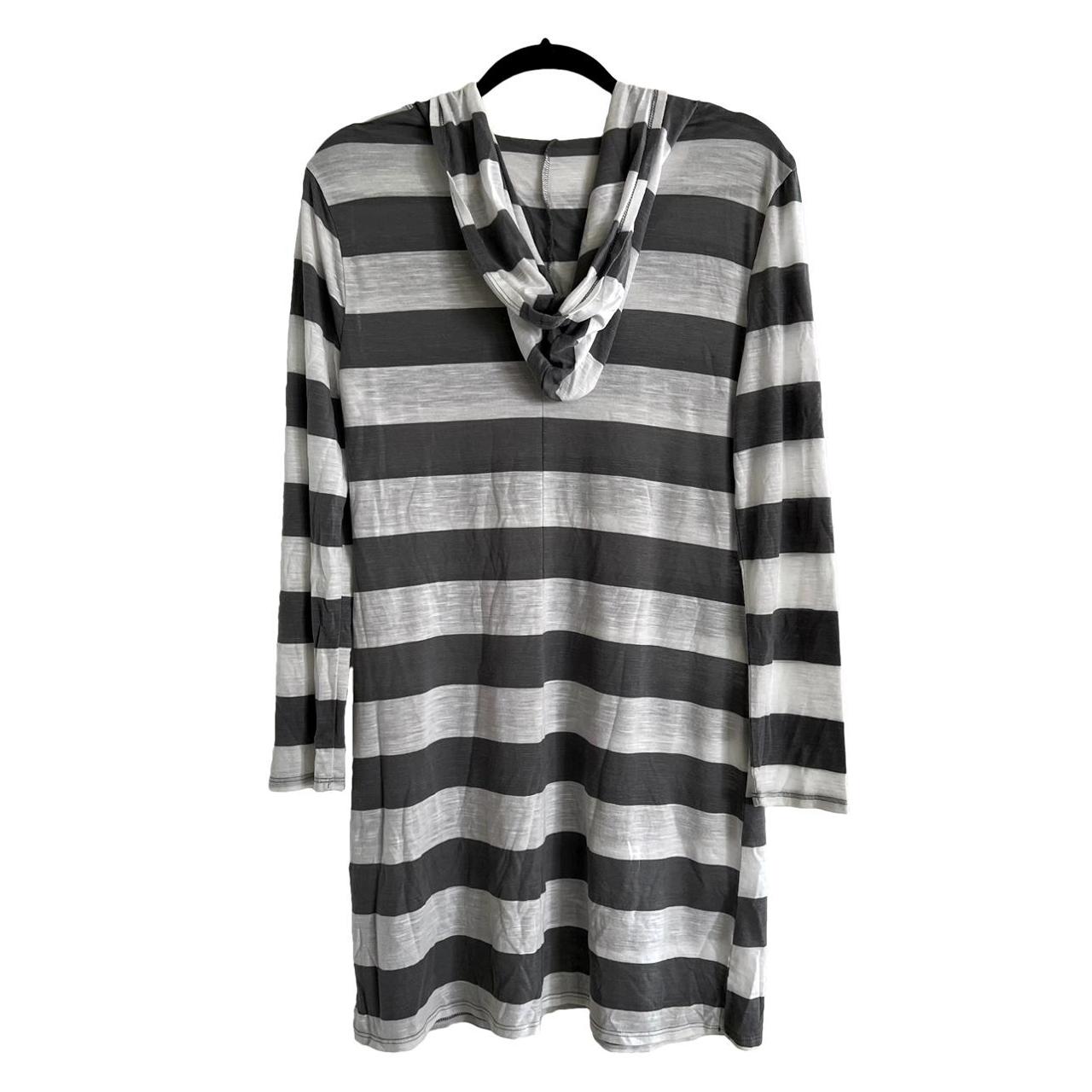 Merona Women's White and Grey Cover-ups | Depop