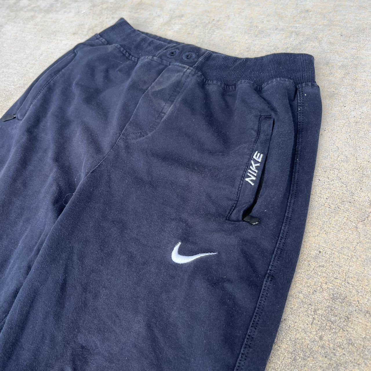 Super sick vintage Nike sweatpants///early 2000s... | Depop