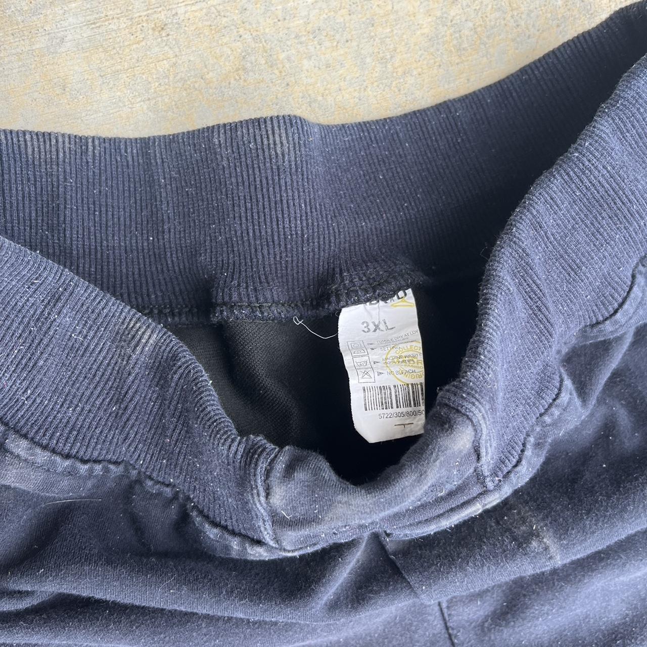 Super sick vintage Nike sweatpants///early 2000s... | Depop