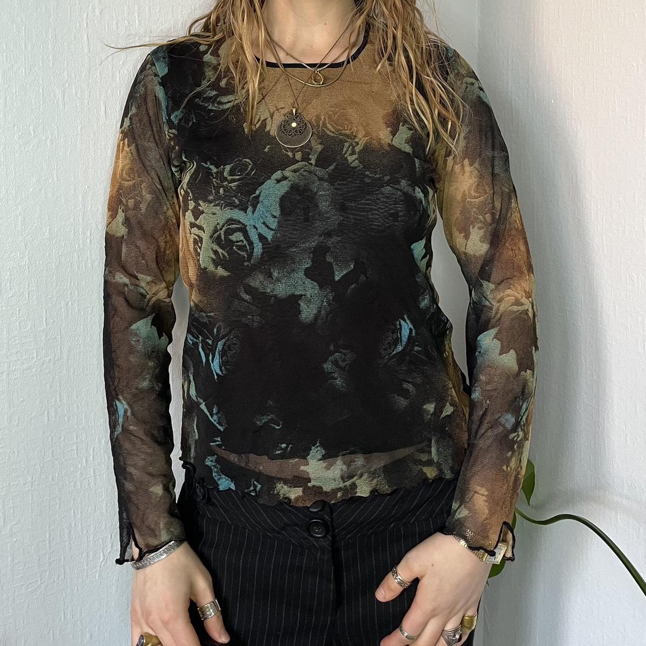 vintage long sleeve top brand is Evalinka perfect... | Depop