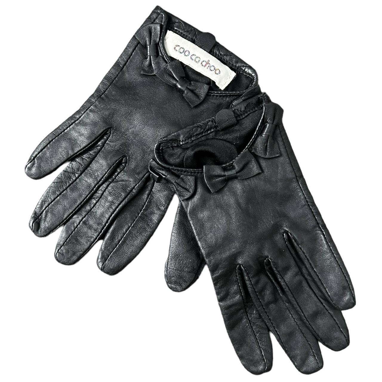 coo co choo • black • gloves bow... - Depop