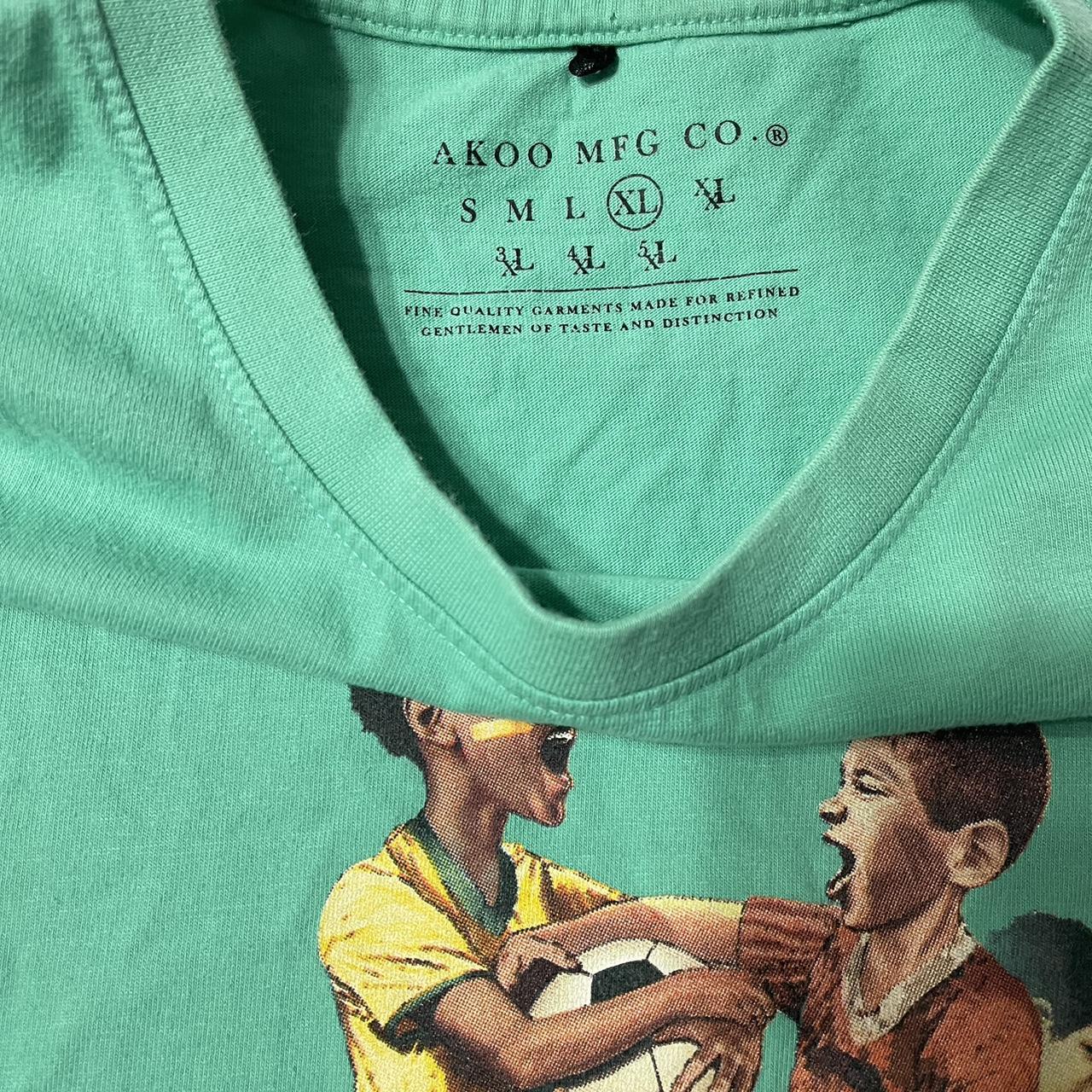 Súper clean Akoo t-shirt see attached pics and let... - Depop