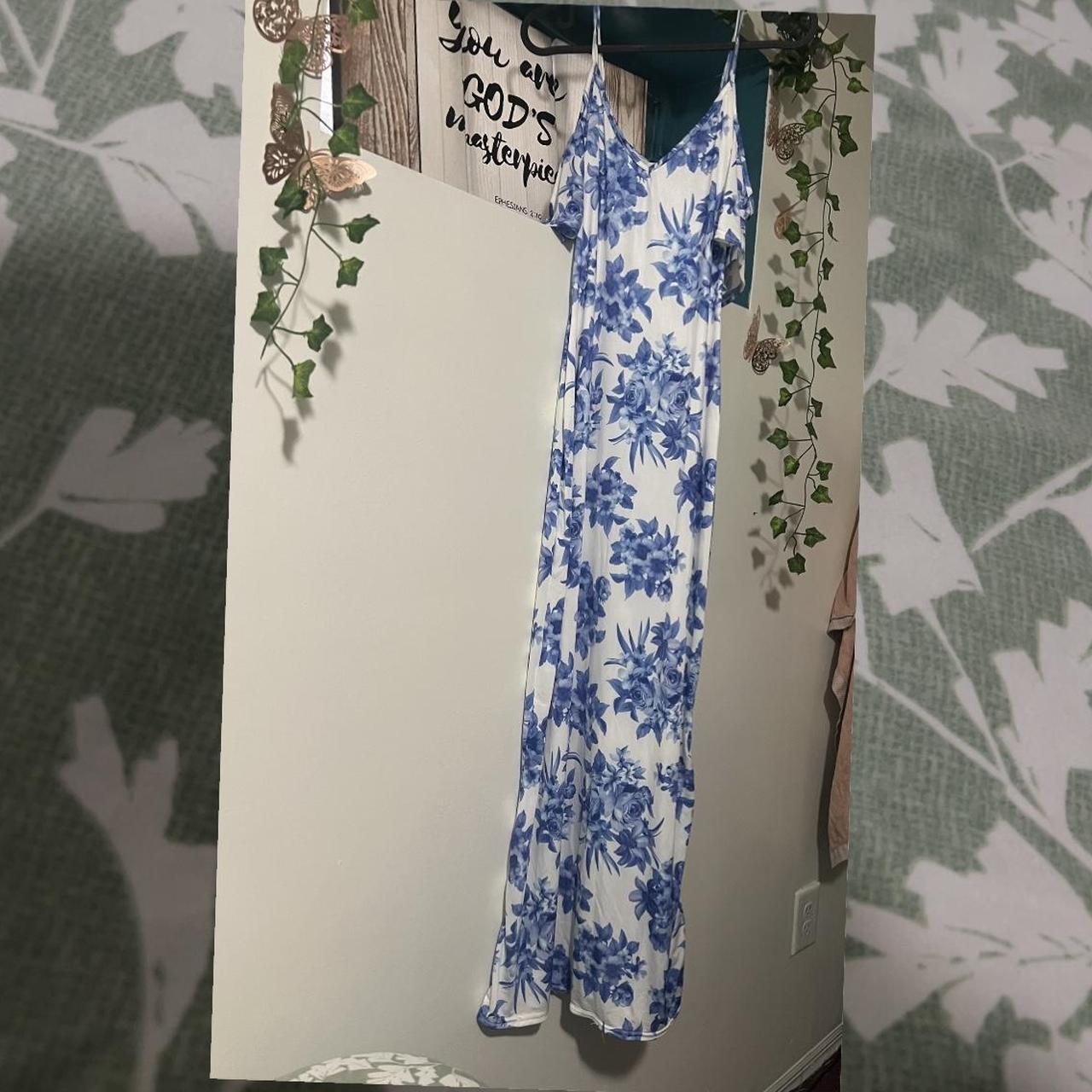 Boohoo Women's Blue and White Dress | Depop