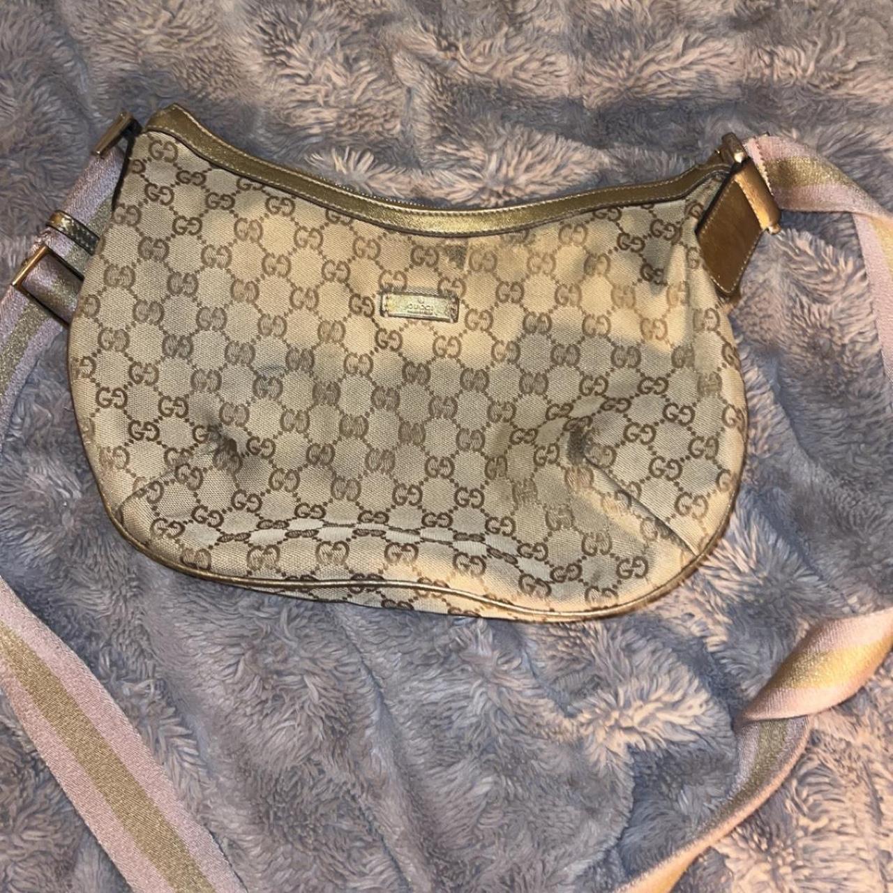 Gucci preloved crossbody bag Only a few flaws... - Depop