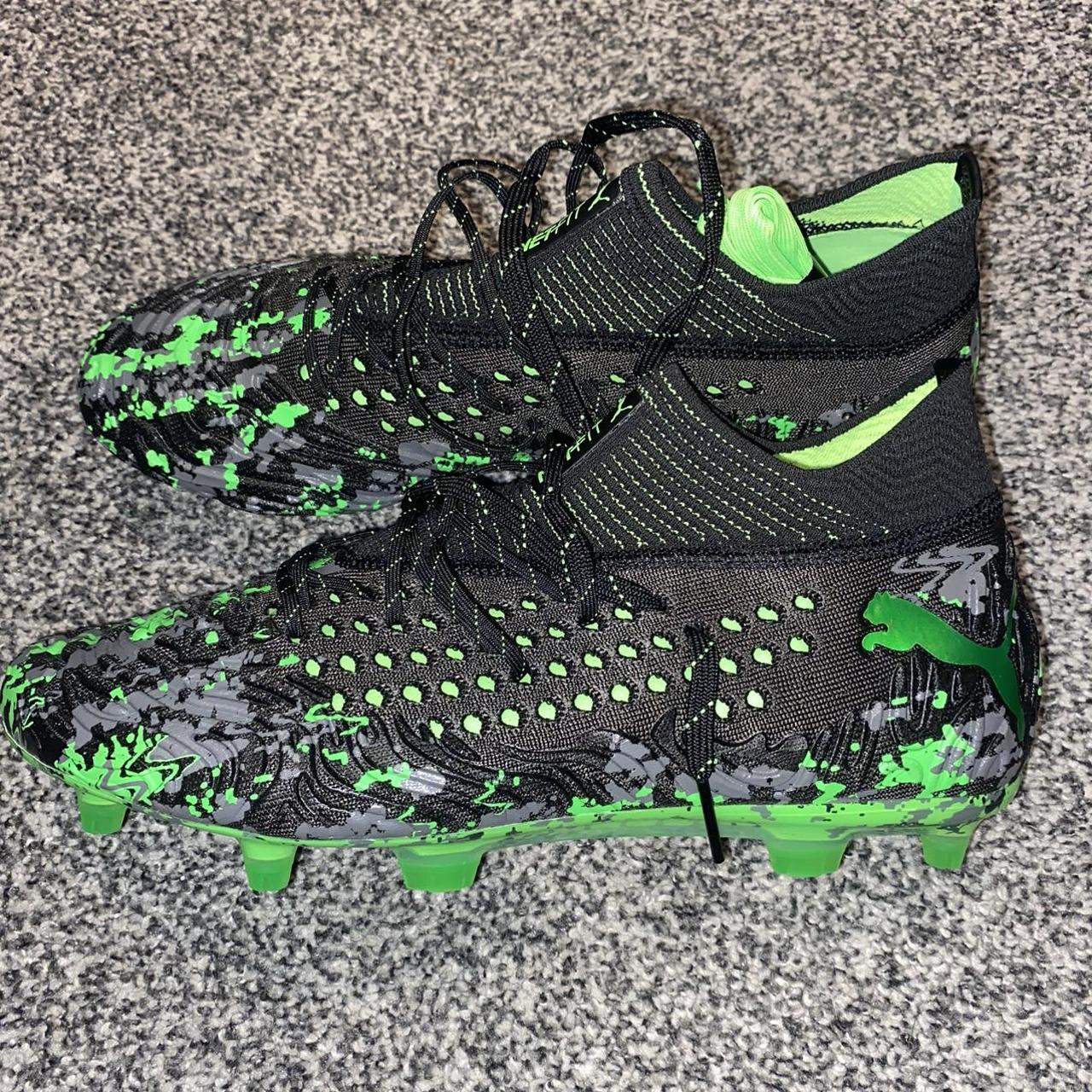 Puma future football boots Size 9 Brand new - Depop