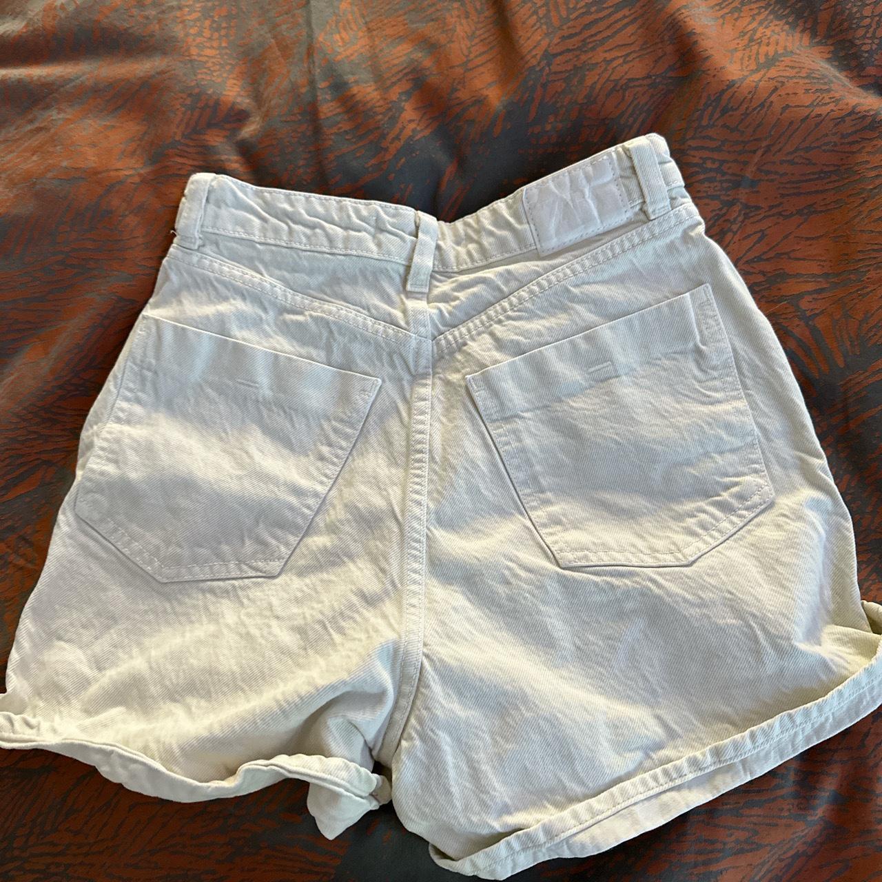 Super cute cream colored shorts! Can be rolled up or... - Depop