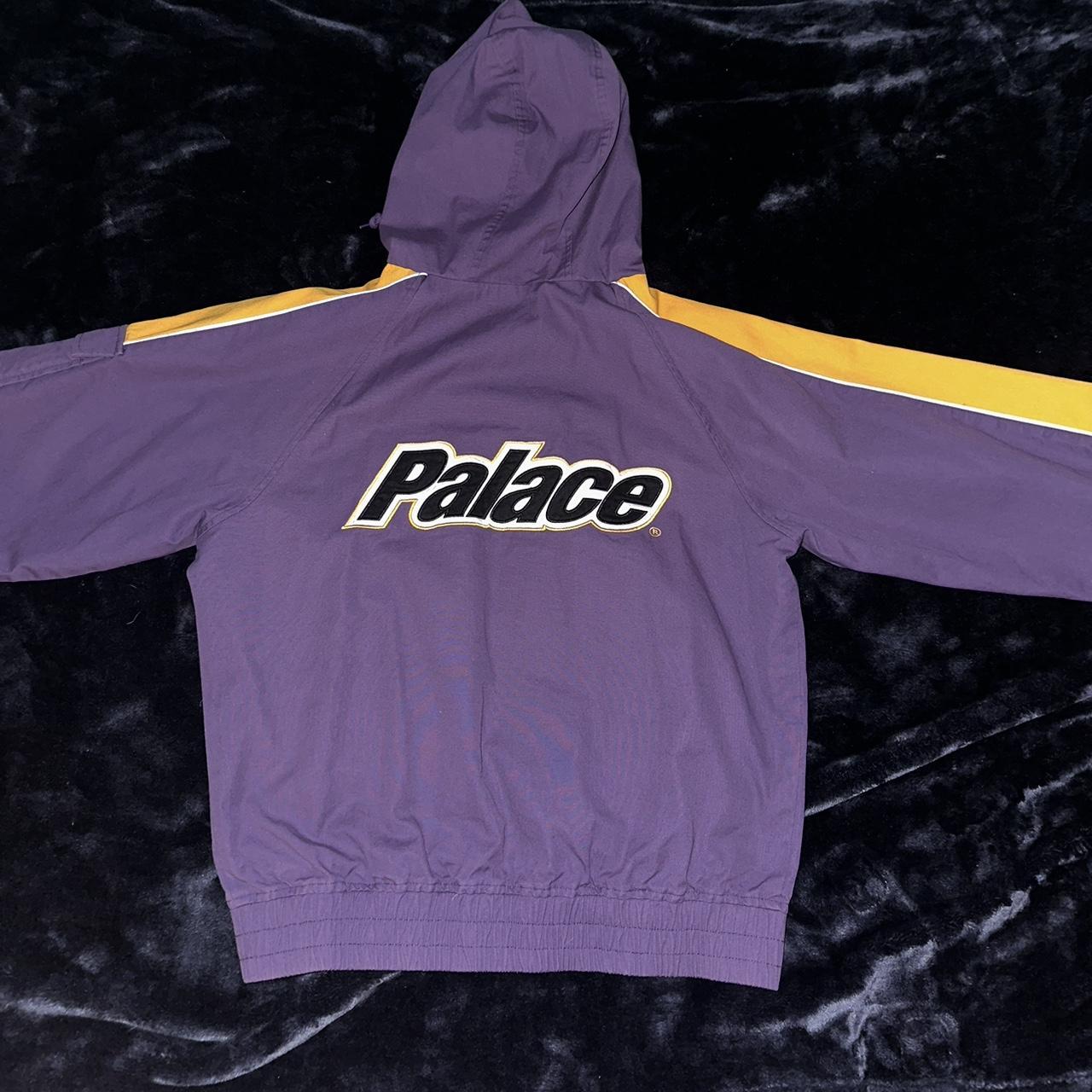 Palace jacket Hardly worn #palace - Depop