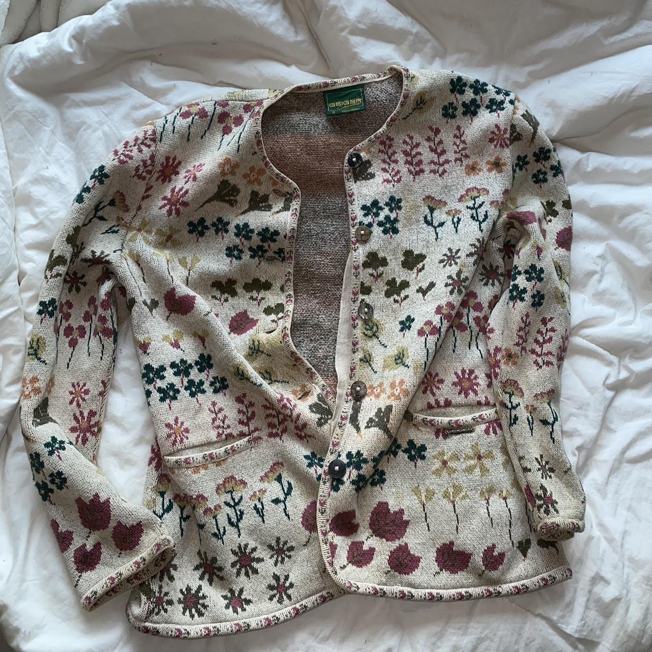 Medium, Geiger thrifted sweater. - Depop